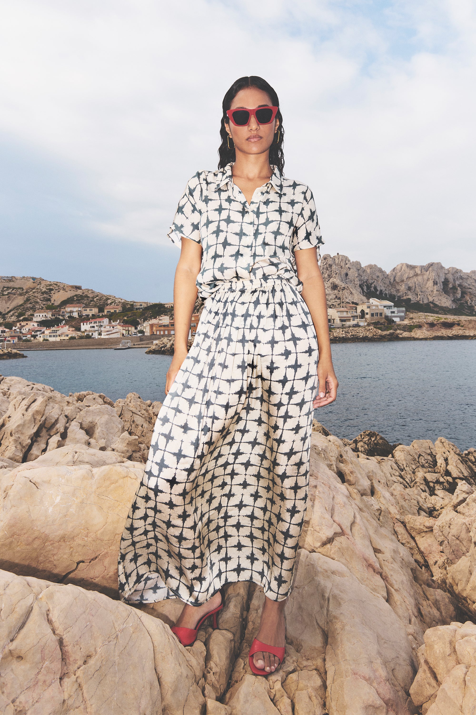 karly square tie dye blouse-square tie dye print