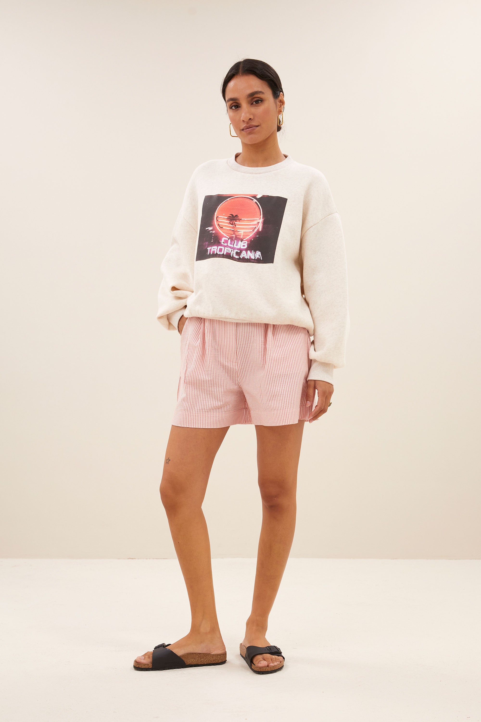 judy stripe short-pink seer stripe